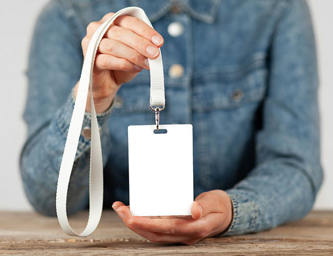 7 Benefits Of Choosing A Vertical ID Badge — 3idcards